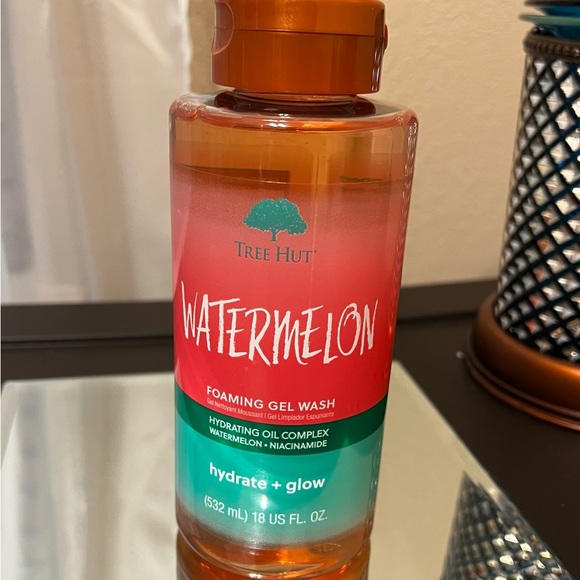 Tree Hut | Bath & Body | Tree Hut Watermelon Foaming Gel Washhydrating ...